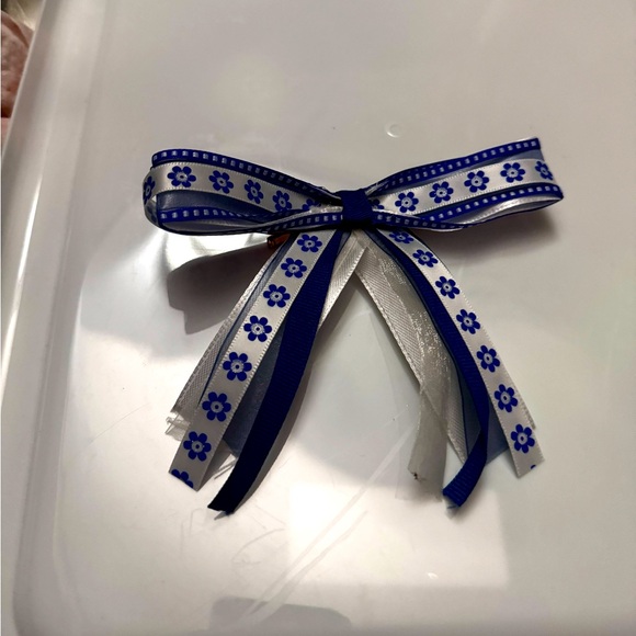 DODGERS | Accessories | Dodger Colored Themed Kids Bow | Poshmark